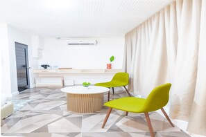 Quarto Standard | Cofre no quarto, secretária, Wi-fi grátis, roupa de cama fornecida