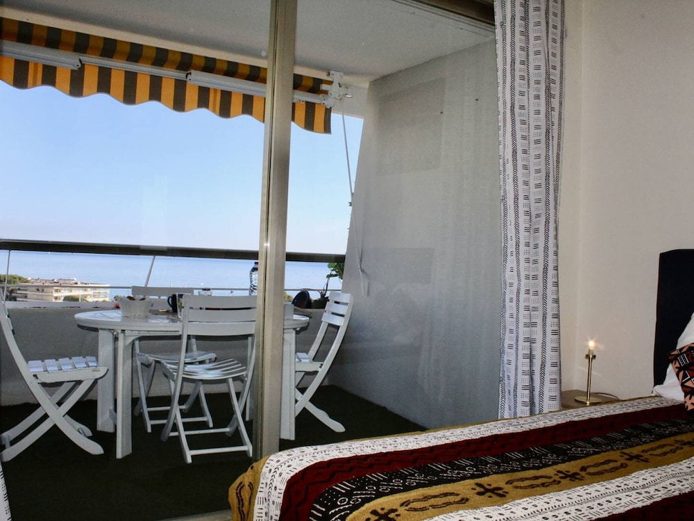 3-room Apartment With Terrace, 4 Sleeps, Air Conditioning, Villeneuve-loubet Beach - Villeneuve-Loubet