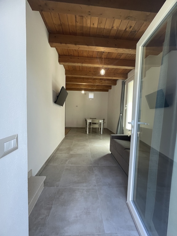 An Oasis Of Comfort With Private Parking Within Walking Distance Of Downtown Tropea. - Tropea