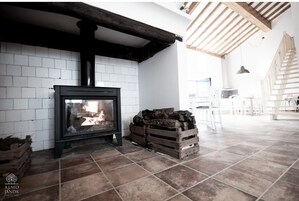 Casa | Sala de estar | Televisor de ecrã plano de 80 cm com canais digitais 