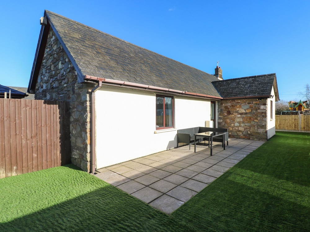 The Old Well Bungalow - Ty Mawr Farm - Cardiff