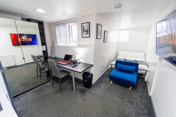 Captivating 1-bed Studio In Birmingham - Selly Oak - Birmingham