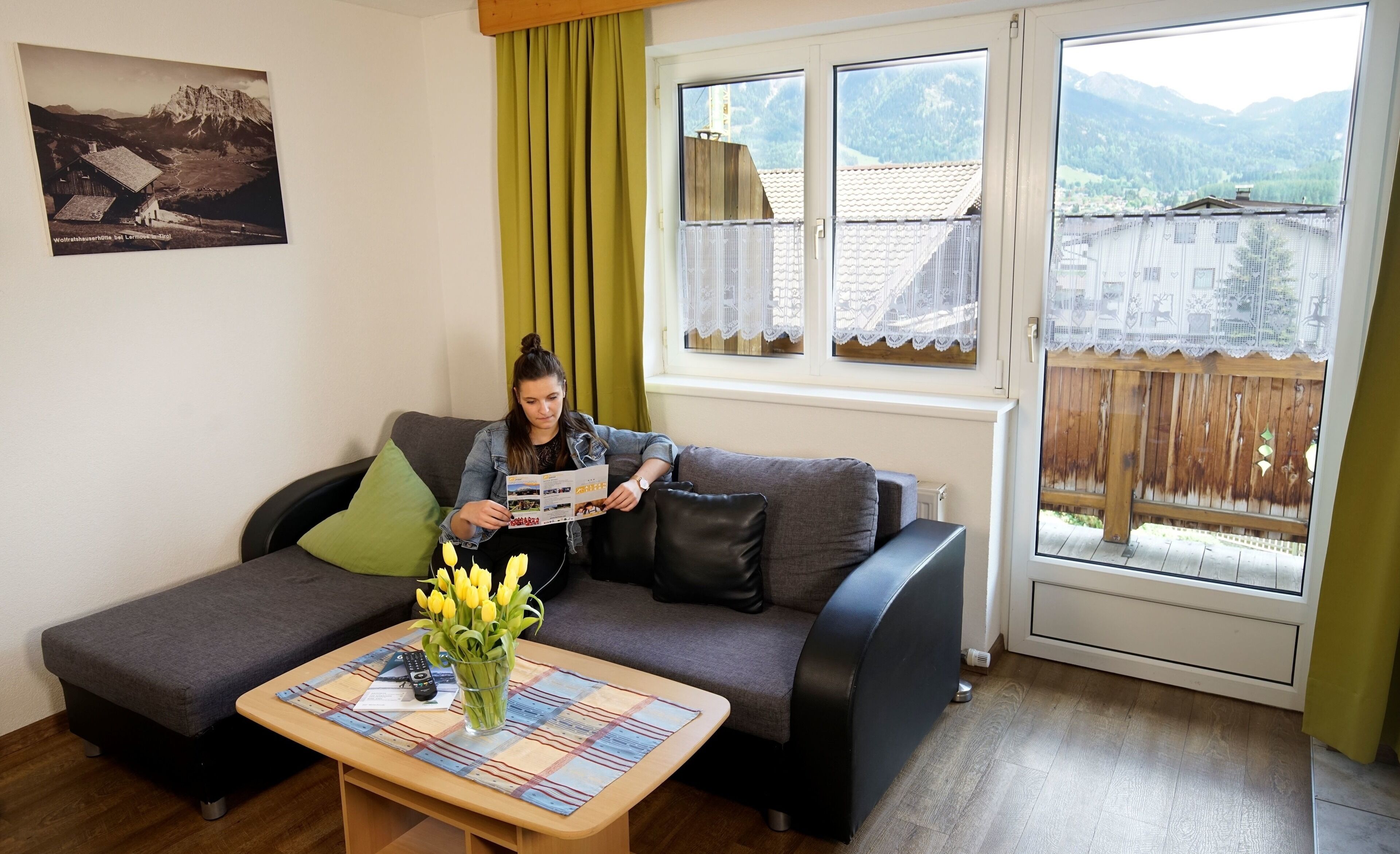 Ferienwohnung/app. Für 5 Gäste Mit 65m² In Lermoos - Reutte