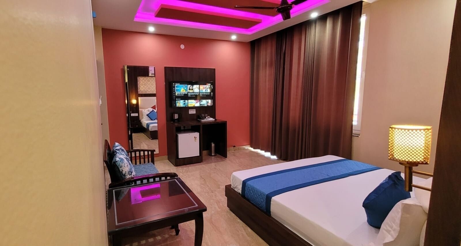 1 quarto, escrivaninha, Wi-Fi de cortesia