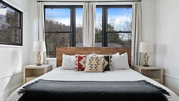 Suíte luxo (Self Check-in with Virtual Front Desk) | 1 quarto, individualmente decorados, individualmente mobiliados