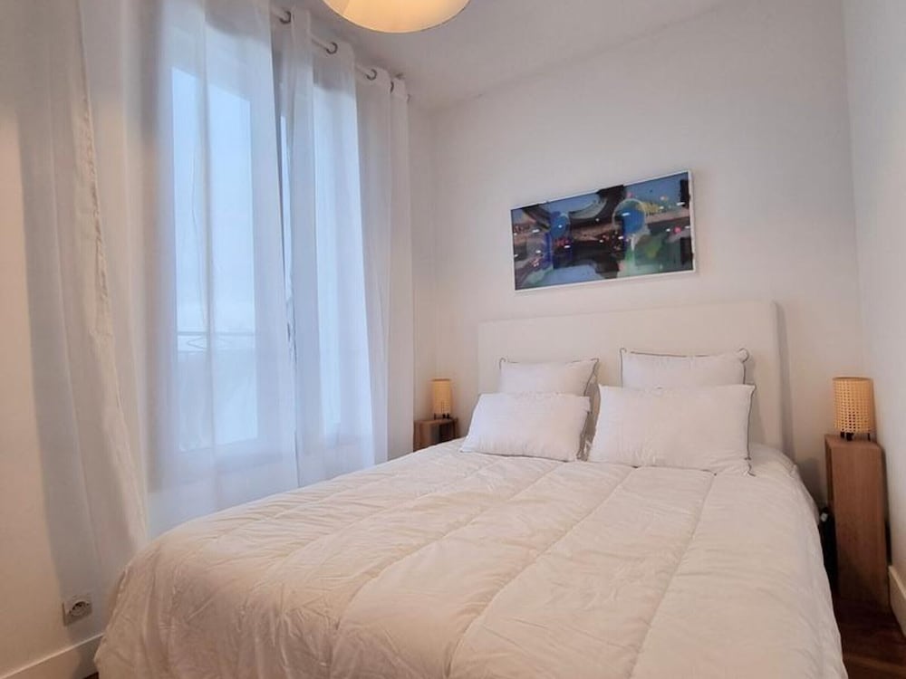 Maison De Meulière Près De Paris Avec Jardin, Cheminée Et Tout Confort Inclus - Eaubonne