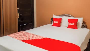 Quarto casal luxo | Wi-Fi de cortesia, roupa de cama