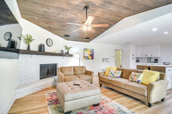 Idyllic Tampa Home W/ Private Pool: 11 Mi To Beach - Tampa, FL