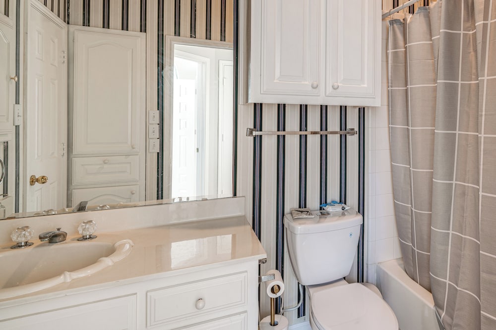 Private Patio & Game Room: Home In Richardson! - Dallas, TX