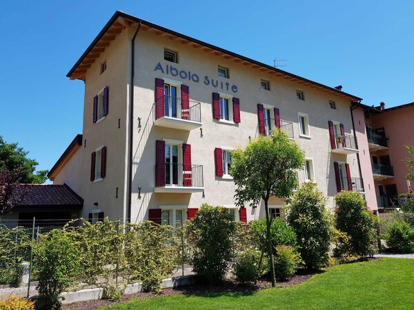 Albola Suite Holiday Apartments - Riva del Garda