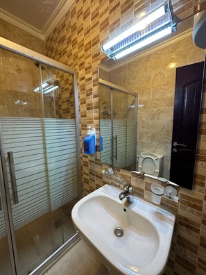 Apartamento, 1 quarto, acessível, fumadores | Casa de banho