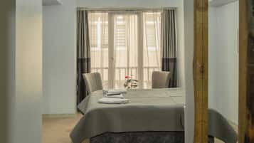 Suite-Estúdio | 1 quarto, secretária, quartos insonorizados, Wi-fi grátis