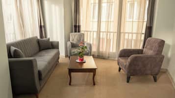 Apartamento Familiar | 1 quarto, secretária, quartos insonorizados, Wi-fi grátis