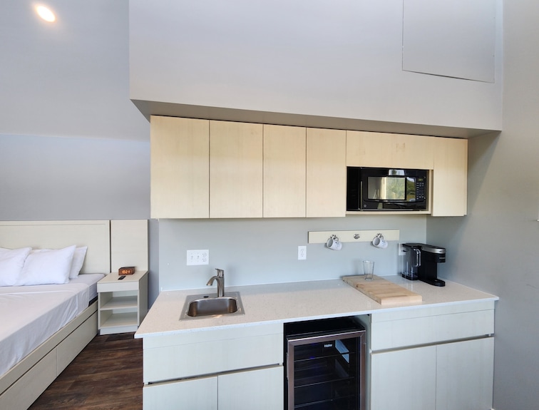 Explore Munising Studio Suite 109 - Munising, MI