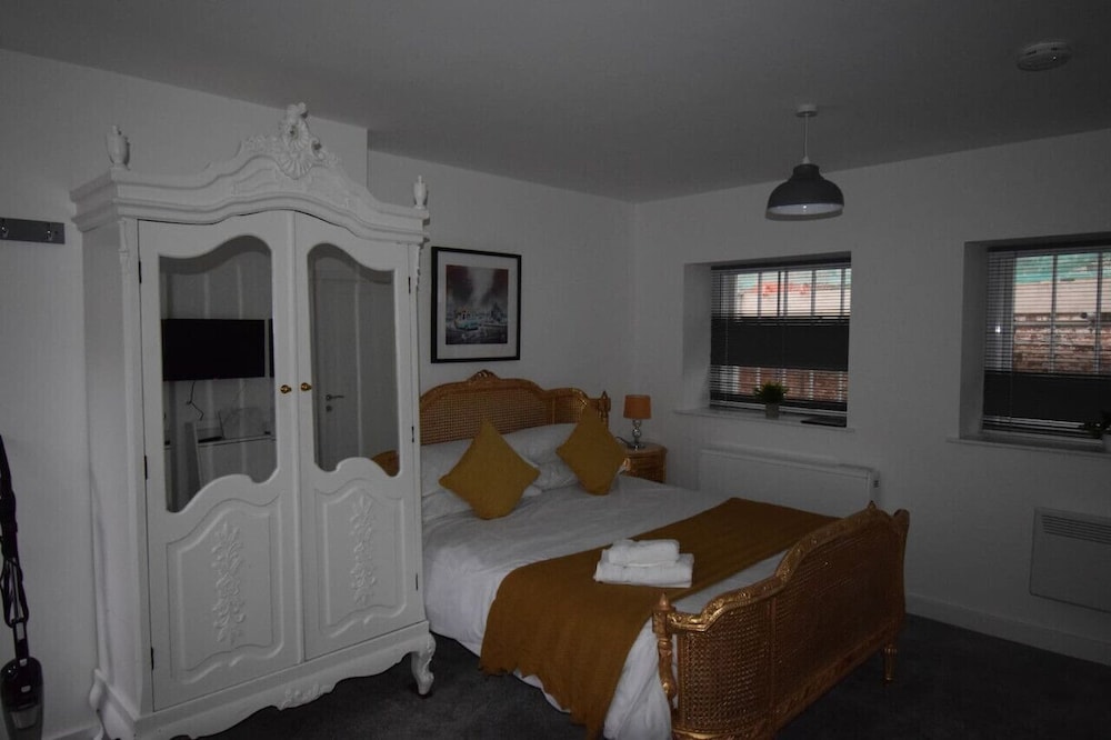 Modern Retreat In Worksop - Sherwood Forest