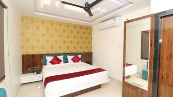 Quarto luxo | 1 quarto, Wi-Fi de cortesia