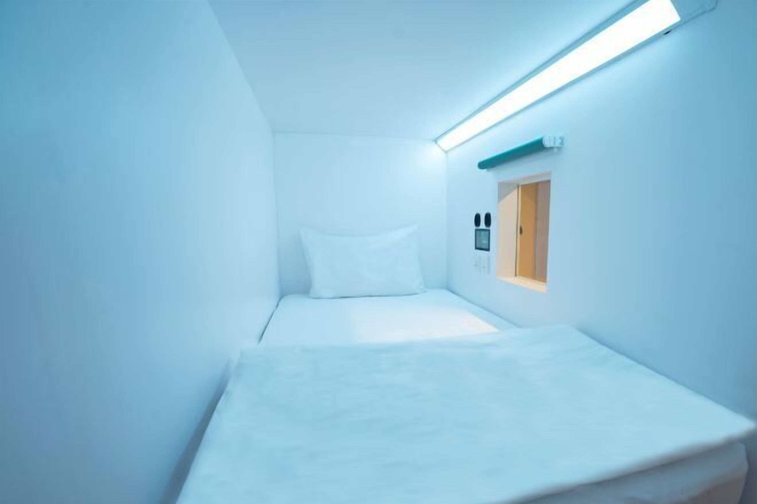 Quartos insonorizados, Wi-fi grátis, roupa de cama fornecida 