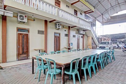 OYO 93660 New Family Hotel Syariah