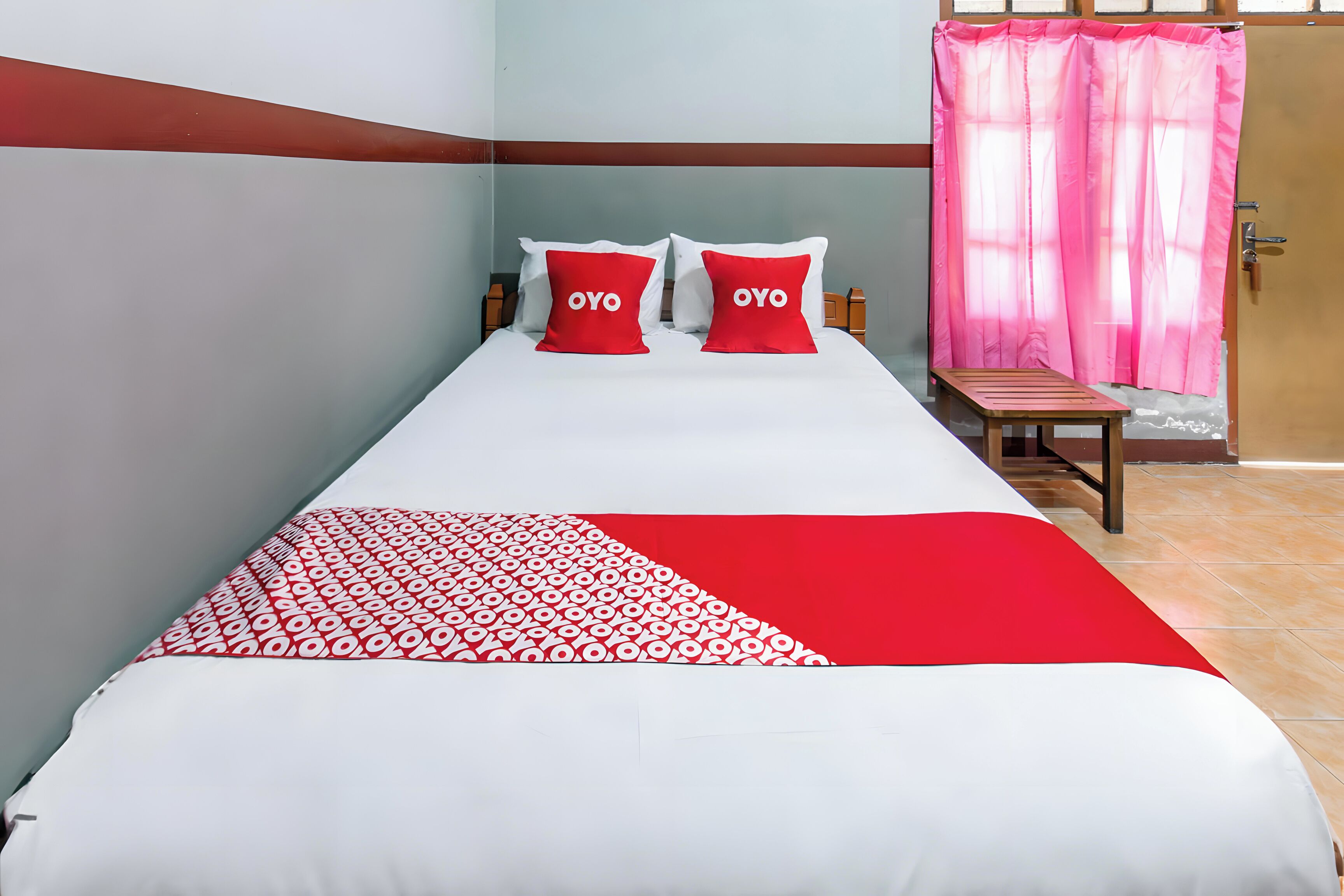Quarto Duplo Deluxe | Roupa de cama fornecida 