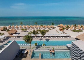 Imperial Suite Two-Story Rooftop Terrace Suite W/ Private Pool | Roupa hipoalergénica, minibar grátis 