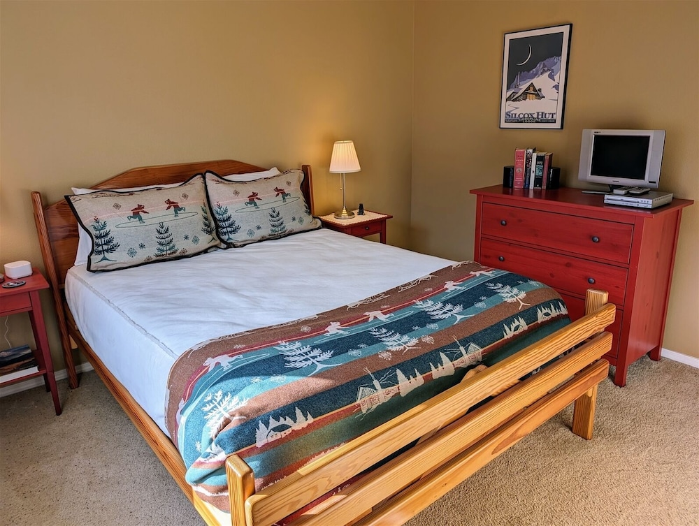Chalet 66 At The Official Collins Lake Resort - Oregon