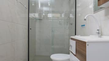 Wi-Fi de cortesia, roupa de cama