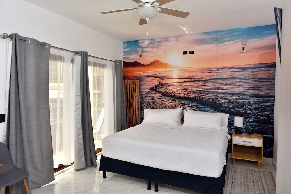 #1- Top Location - Wifi - King Bed - City Views - San José