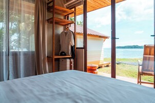 Surf Cabin | Wi-fi grátis, roupa de cama fornecida 