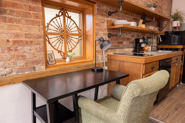 Hartwell Suites - Suite 1 | 1 quarto, com decoração personalizada, com mobília individualizada