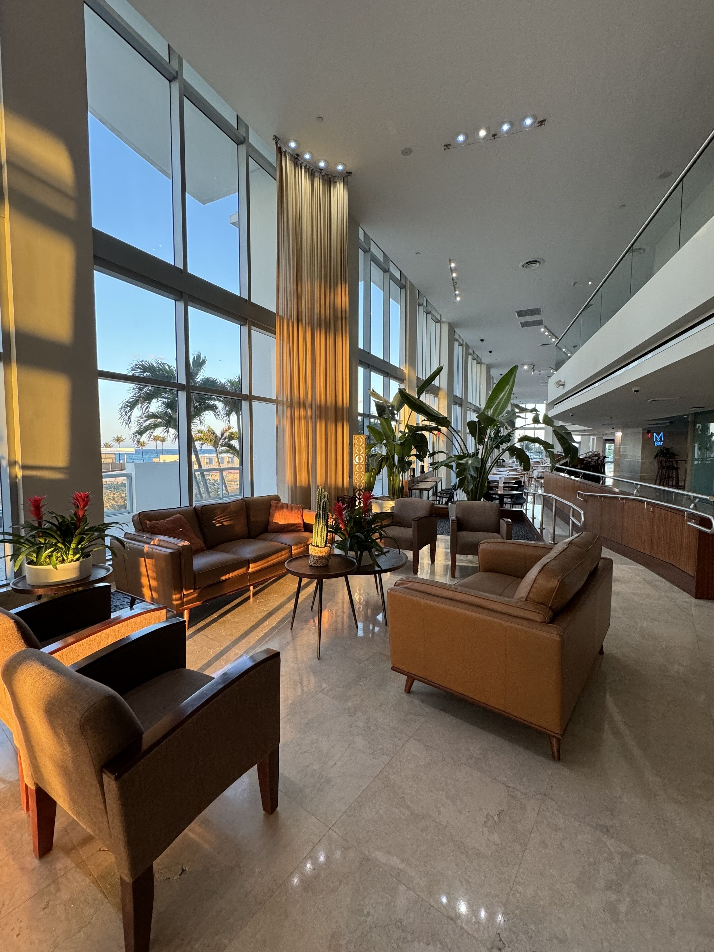 Ocean-view Condo Hotel Marenas Resort  Near Aventura Mall. - Hollywood, FL