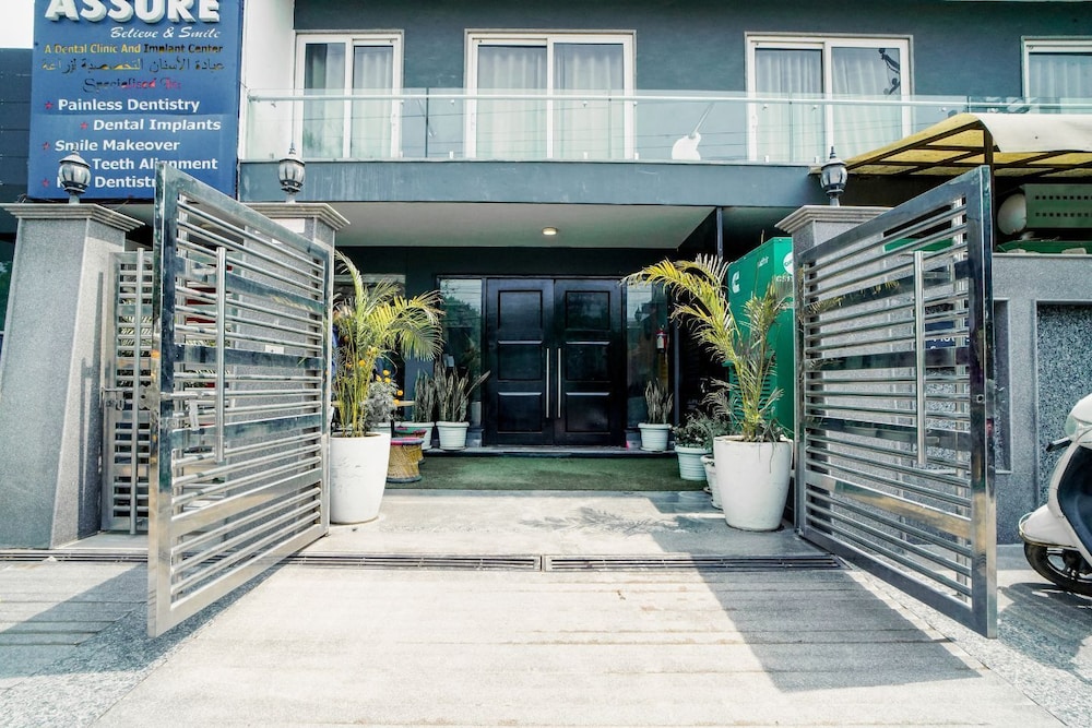 Saltstayz Express – Medicity (Near Medanta Hospital) - Gurugram