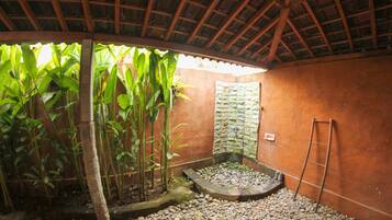 Estúdio Deluxe | Casa de banho | Um polibã, sabão