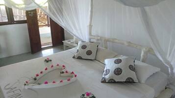 Quarto conforto | 1 quarto, quartos à prova de som, Wi-Fi de cortesia