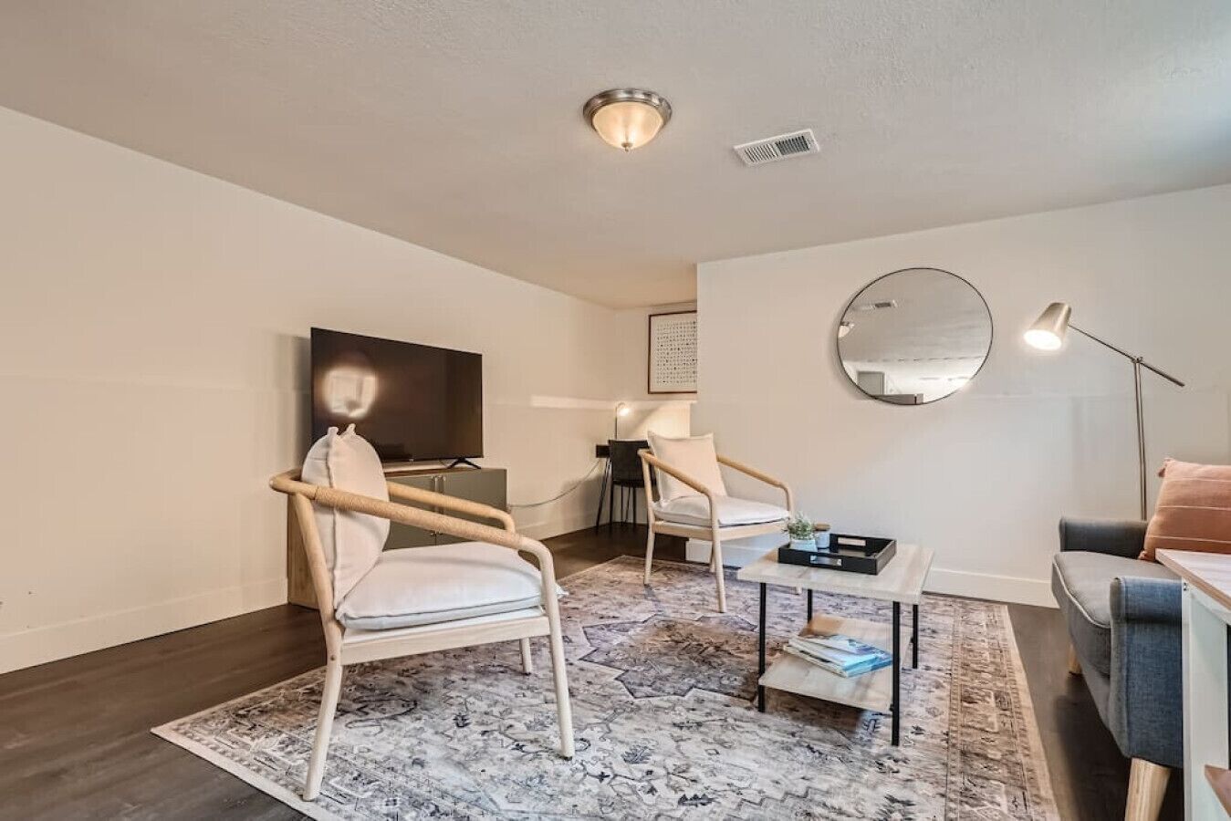 Regis I Tennyson I Sleeps 8 I Red Rocks I Pets - 아르바다