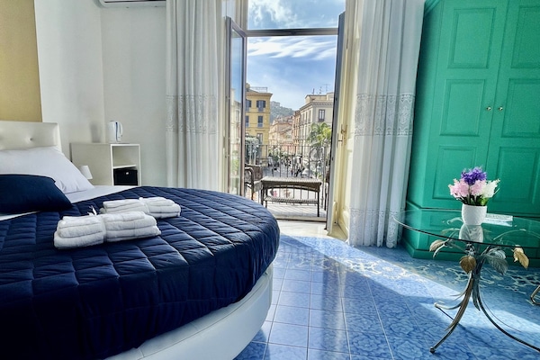 Quarto Duplo Exclusivo, 1 cama king-size, não fumadores, vista para o mar | Roupa hipoalergénica, edredões de penas, camas de colchão viscoelástico