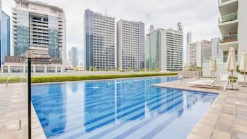 Piscina exterior