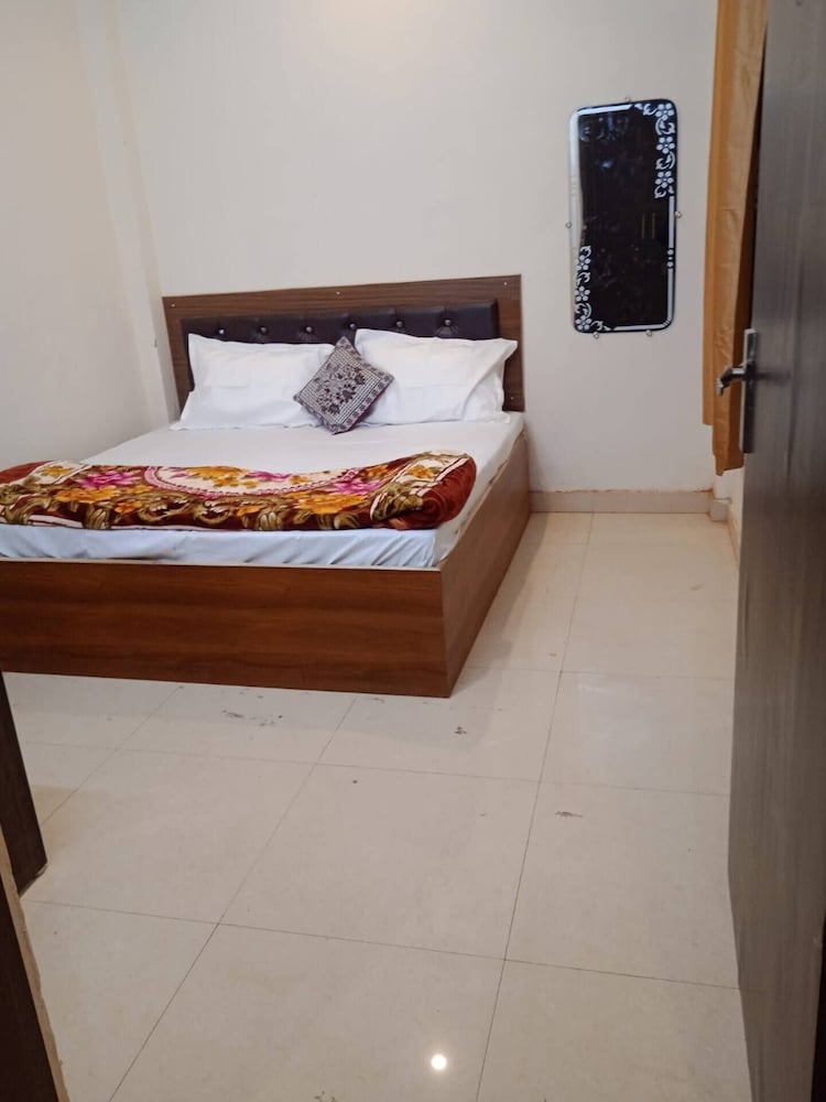 Krishna Villa - Varanasi