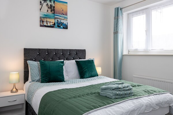 Captivating 3-bed House In Blackburn - North Yorkshire