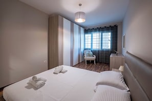 1 quarto, ferro/tábua de engomar, Wi-fi grátis, roupa de cama fornecida 