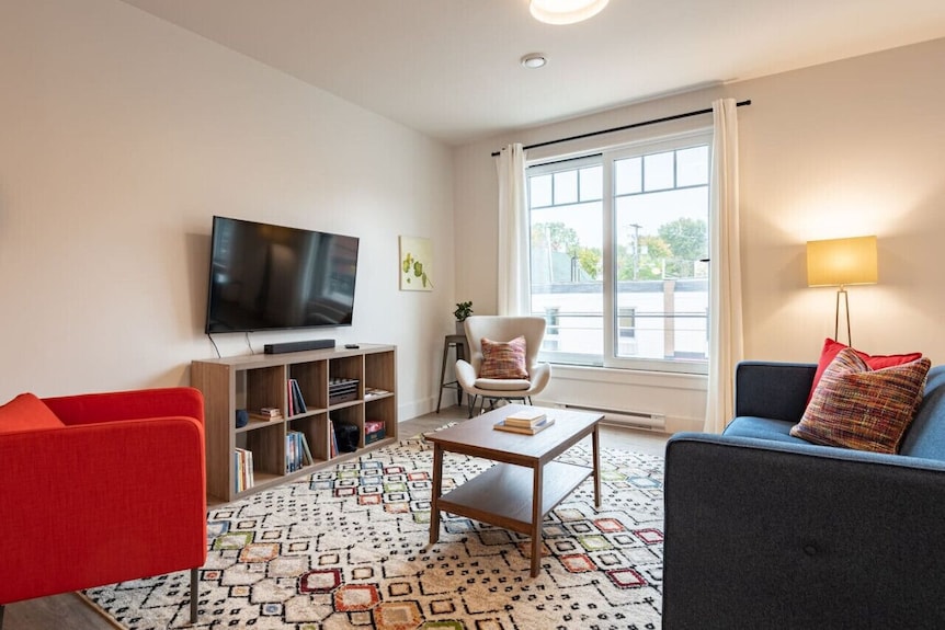 Suite 203 - 470 Main - 沃爾夫維爾