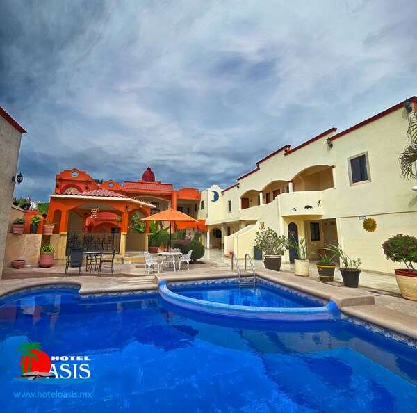 Hotel Oasis - Baja California Sur