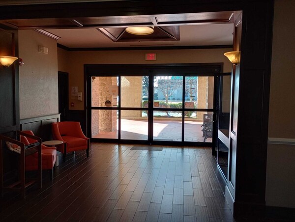 Samir Stay At Nw Expressway - Oklahoma City, OK