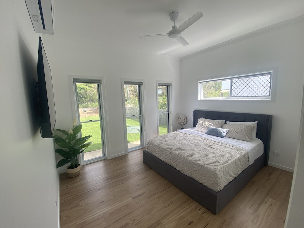 Kaarakin Beach House - Option 1 - 1Bdr, 1Br - Relax and forget the ...