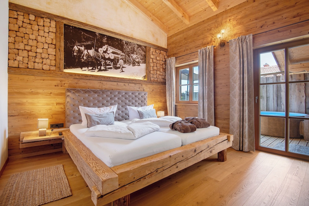 Chalet 'Bergchalet 1' Mit Privatem Pool, Privater Terrasse Und Wlan - Freyung