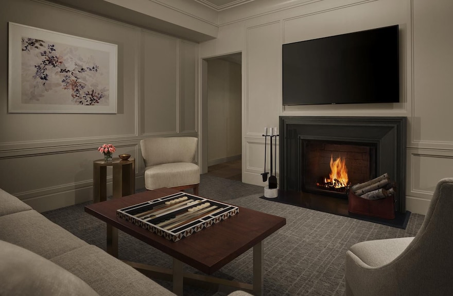 4 Classic Fireplace Suite At The Newbury Boston! - Boston, MA