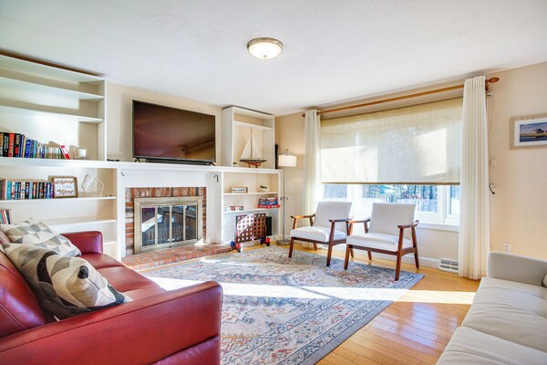 Ping-pong & Backyard: Spacious Chatham Retreat - Chatham, MA