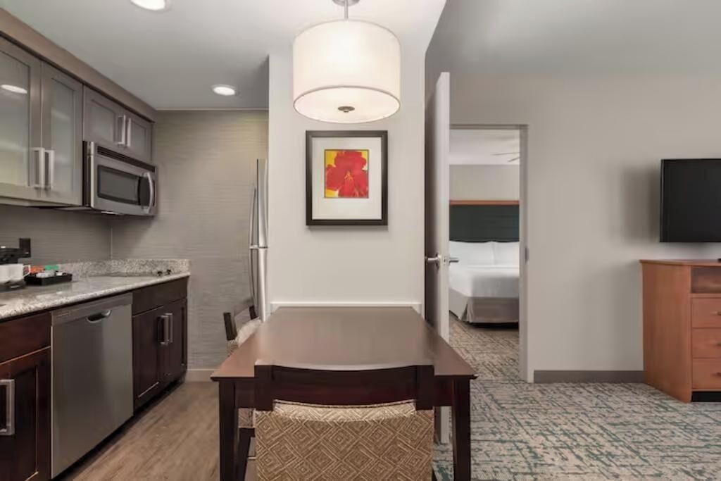 Austin Resort Experience:free Parking Near Texas State Capitol,onsite Pool - Pflugerville, TX