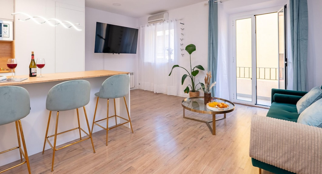 Modern Central Apartment With Air Conditioning - Palamós