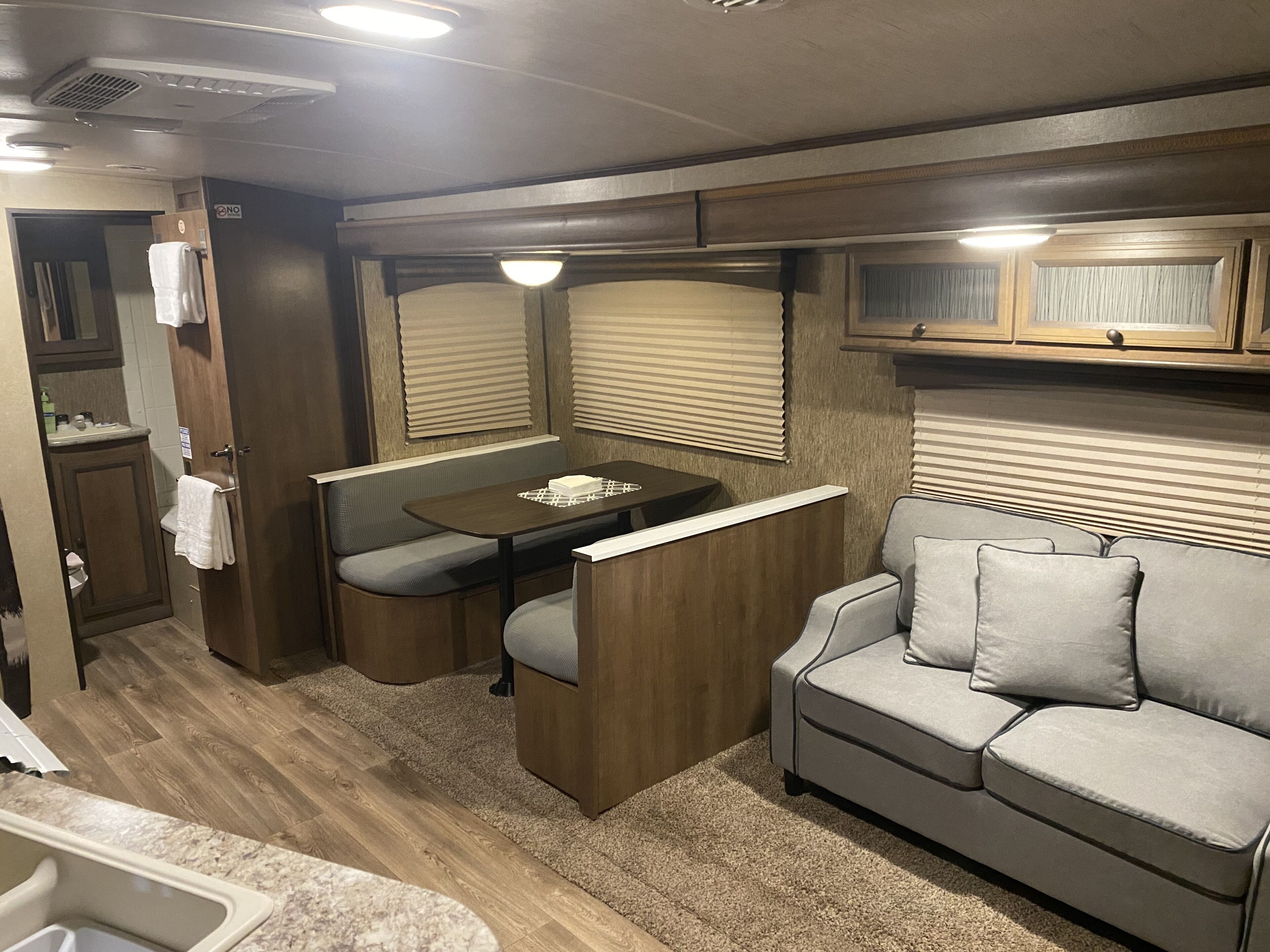 Whole Rv For You Free Parking & Self Check-in. - Melbourne, FL