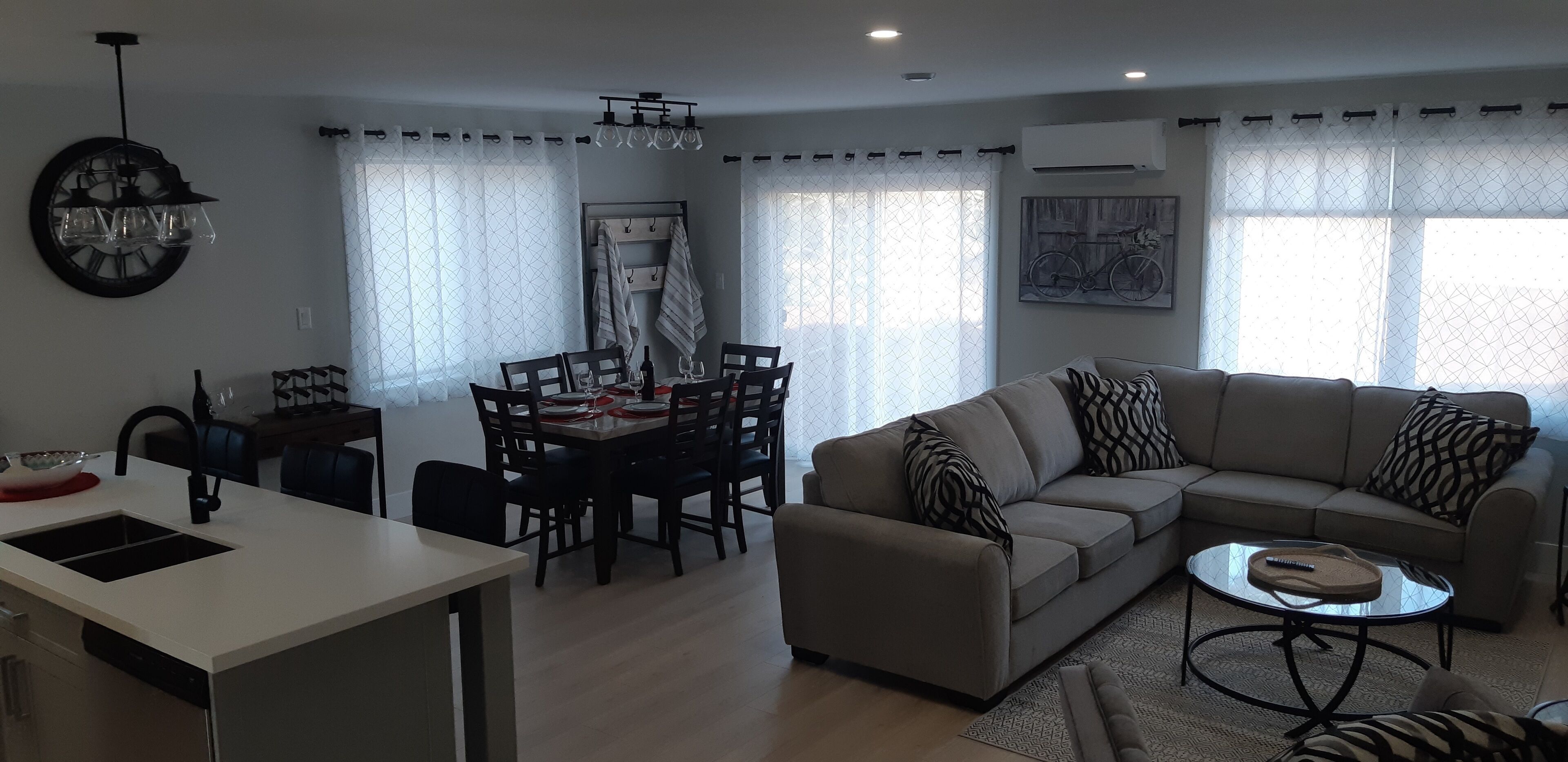 Family-sized Townhouse.  Just Minutes To The Beach, Golf Courses & Much More. - Cavendish